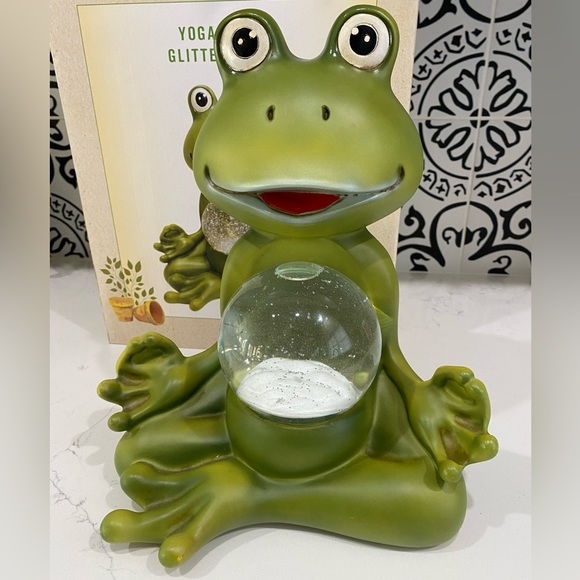 Cracker Barrel | Accents | New In Box Cracker Barrel Exclusive Yoga ...